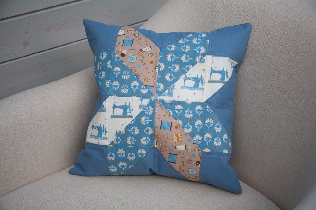 Lone Star Cushion Instructions - Download – Debbie Shore Sewing
