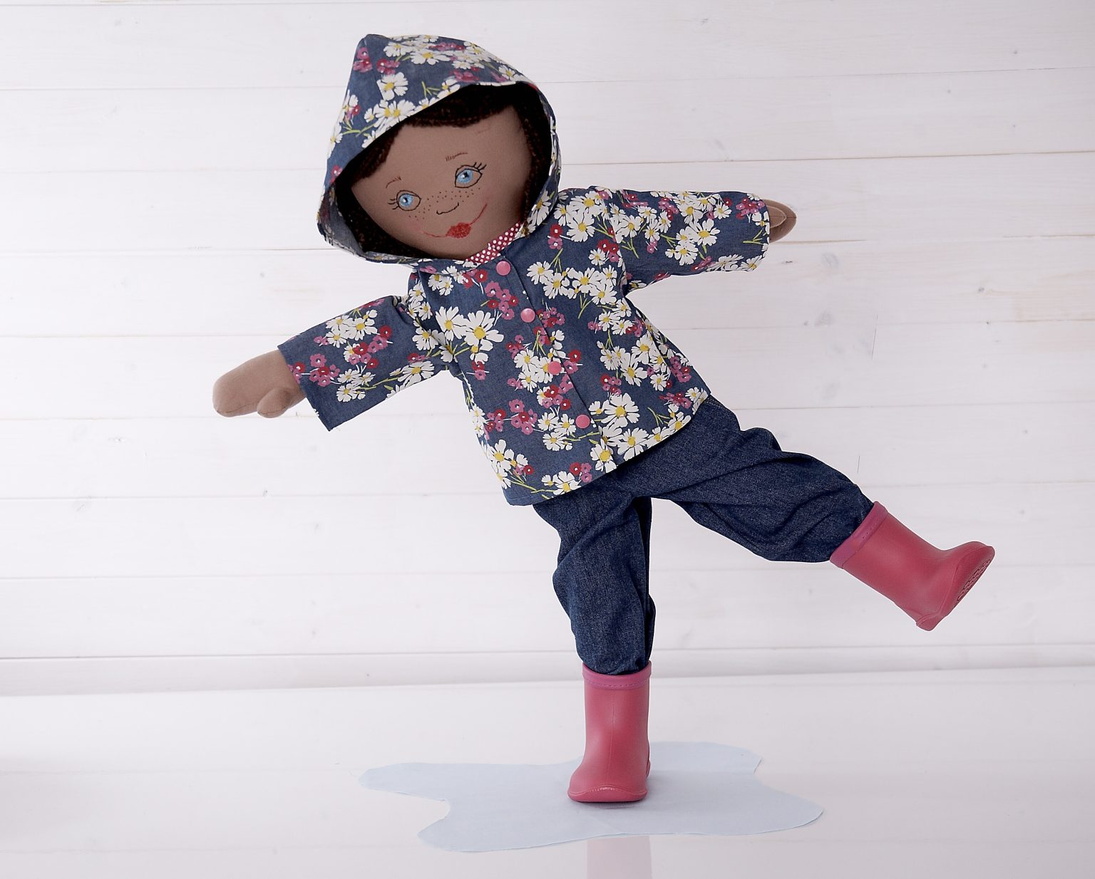 Sew Maddie has arrived! Fabric suggestions and more – Debbie Shore Sewing