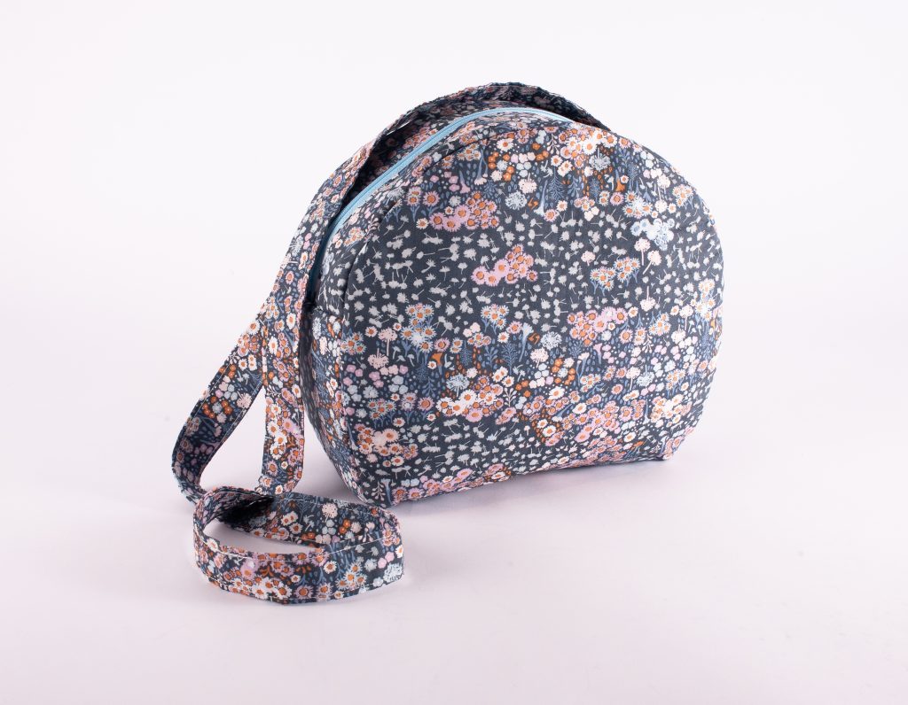 Bowling Bag Pattern and Instructions - Download – Debbie Shore Sewing